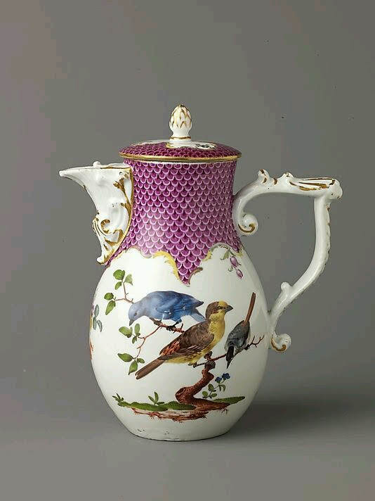 Ceramic & Porcelain – museummuseumharrydarsono.id