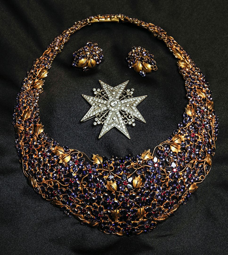 Koleksi – museummuseumharrydarsono.id